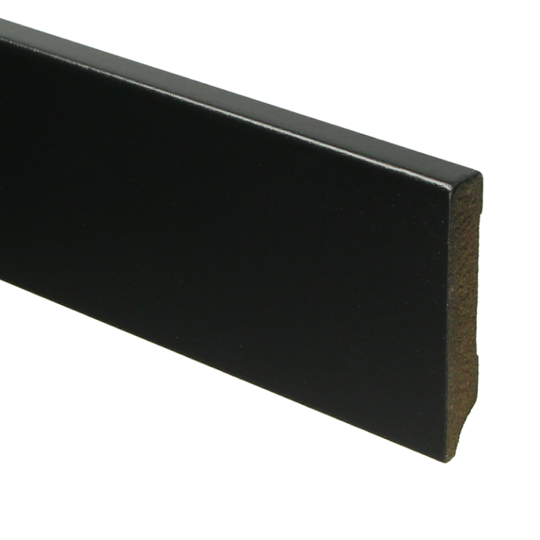 Moderne plint 90x12 RAL9016 - Zoetermeerse Tapijthal